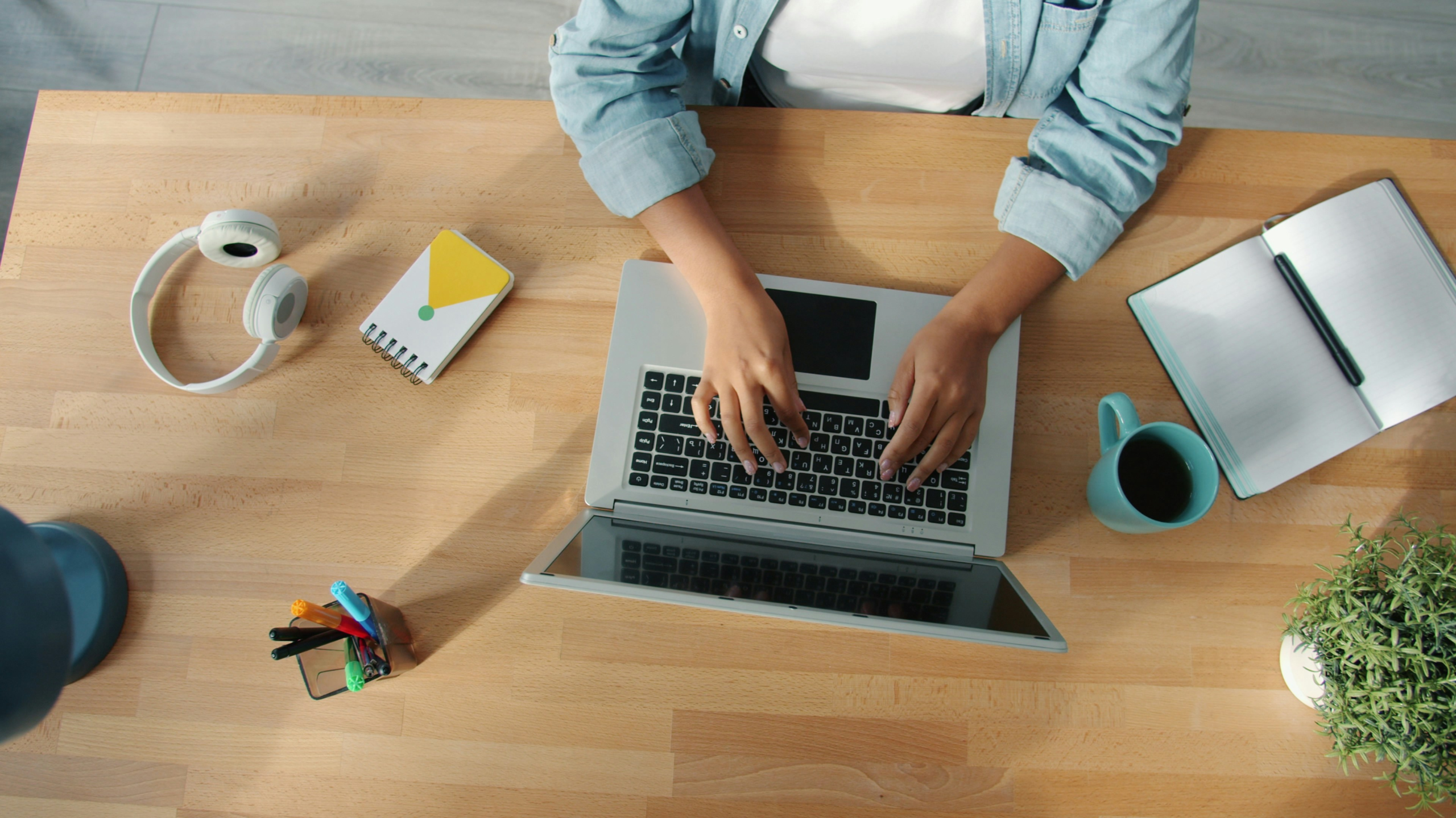 Best Laptops Under $700 for Students (2026 Guide) - Welcome